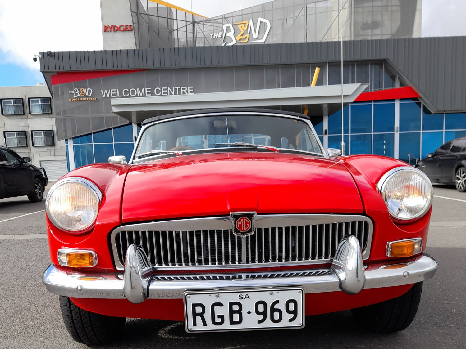 1966 MG Mark 1 - lcdbur - Shannons Club