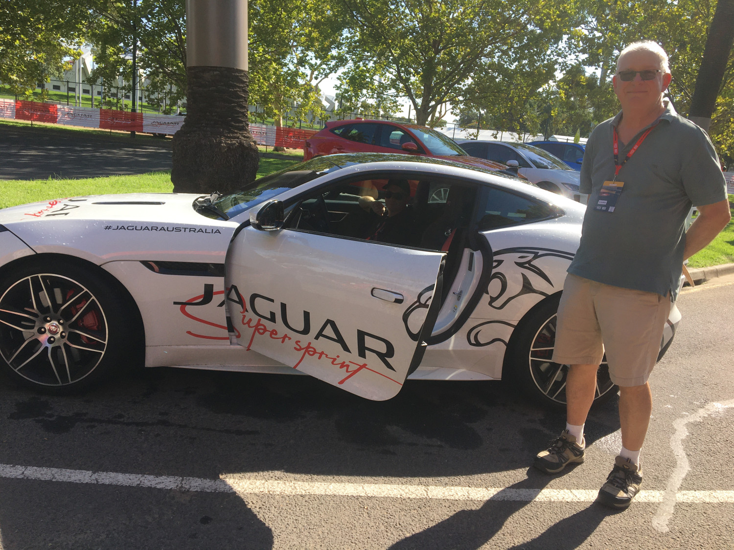 Photo by jbtull66 - Shannons Club