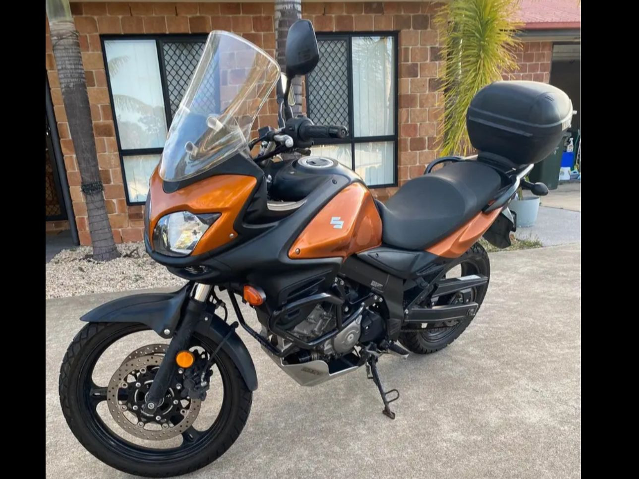 2011 Suzuki 645cc DL650 V-STROM - lukeasmith - Shannons Club