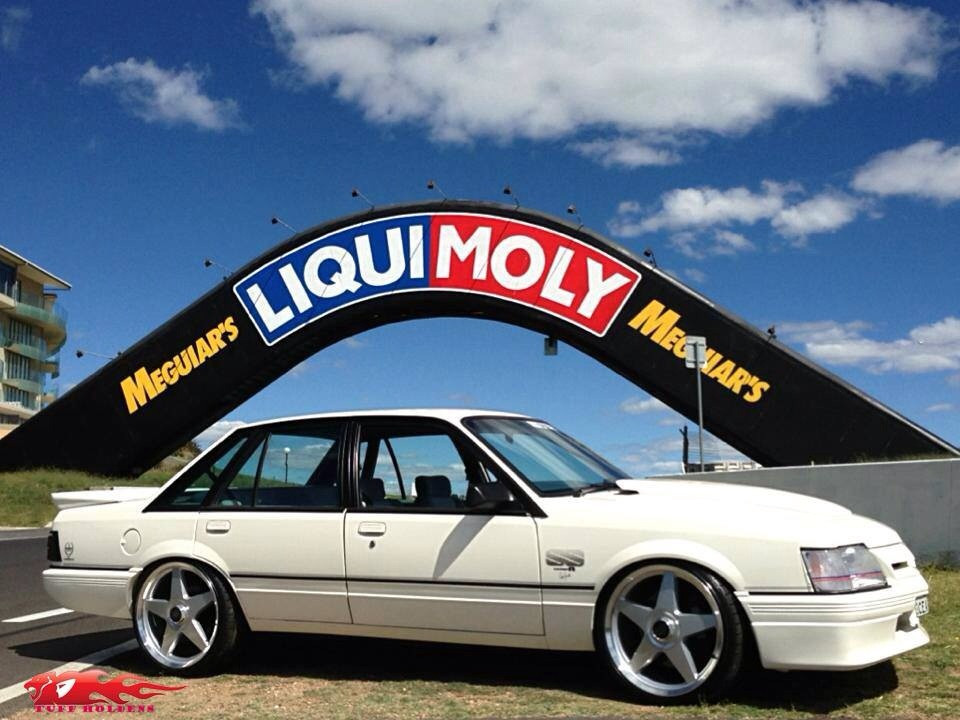 1985 Holden VK BROCK GROUP-A - Banjas - Shannons Club