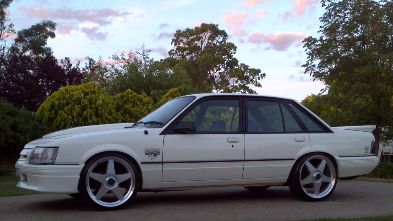 1985 Holden VK BROCK GROUP-A - Banjas - Shannons Club
