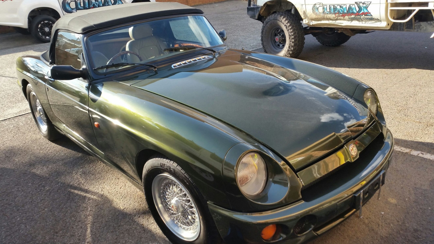 1994 MG RV8 - jaybee4713 - Shannons Club