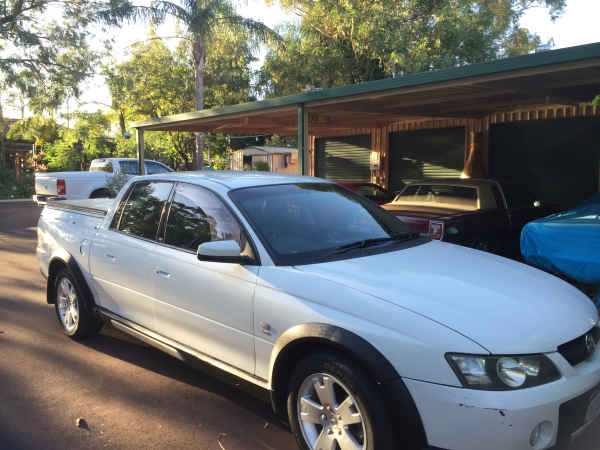 2004 Holden CREWMAN CROSS 8 - frogv8 - Shannons Club
