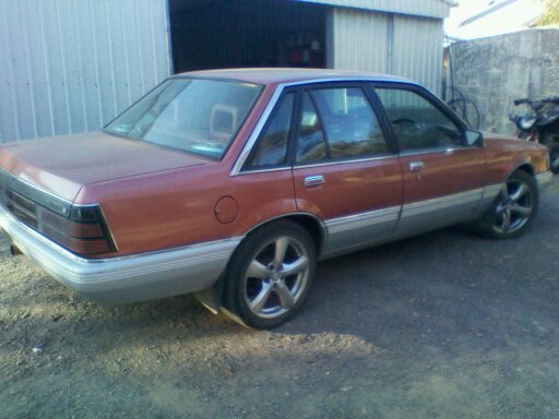 1985 VK Commodore Calais (Digital Dash) - katman - Shannons Club