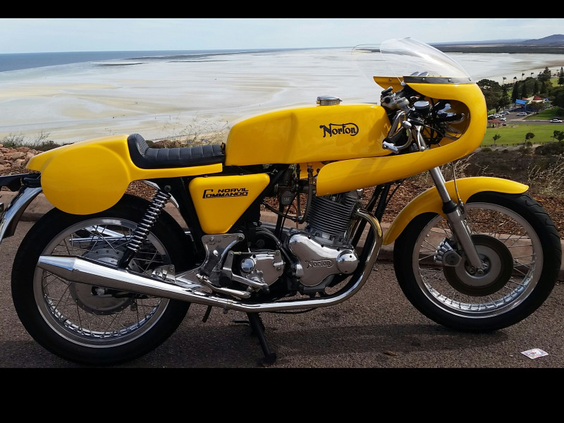 1972 Norton Commando - Show & Shine - Shannons Club