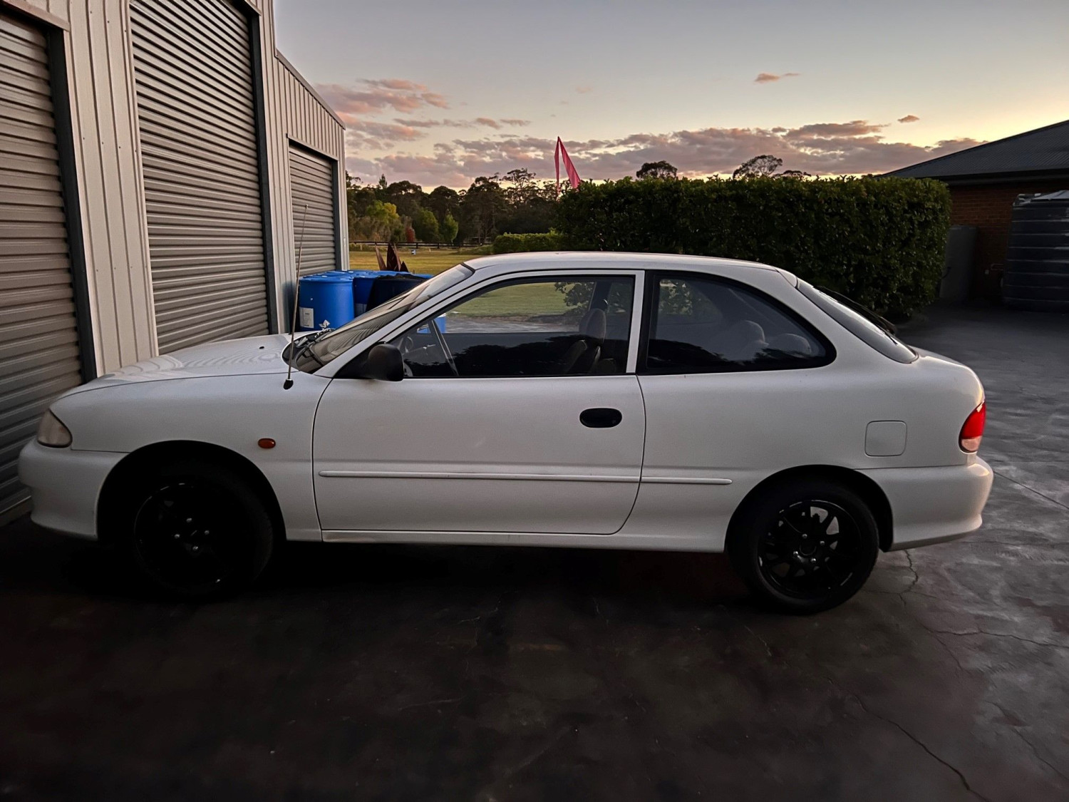 1998 Hyundai EXCEL - rydershimmon - Shannons Club