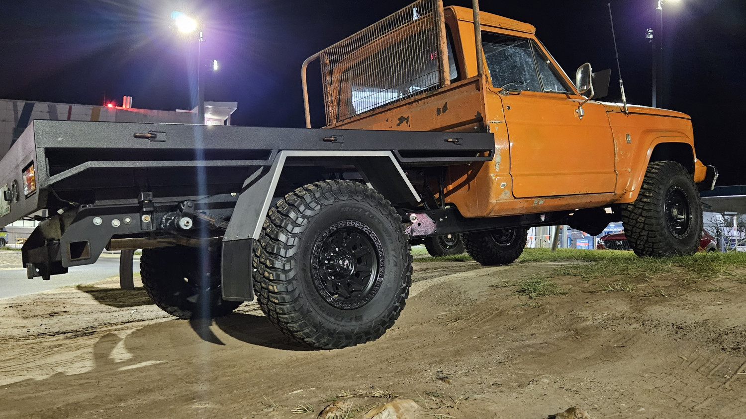 1970 Jeep FSJ Gladiator J2000 - PaulJuffs - Shannons Club