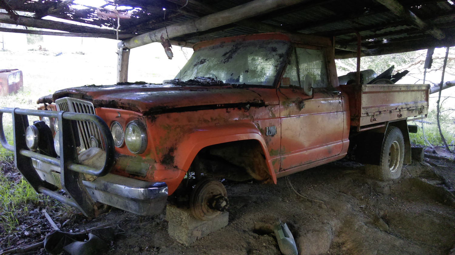 1970 Jeep FSJ Gladiator J2000 - PaulJuffs - Shannons Club