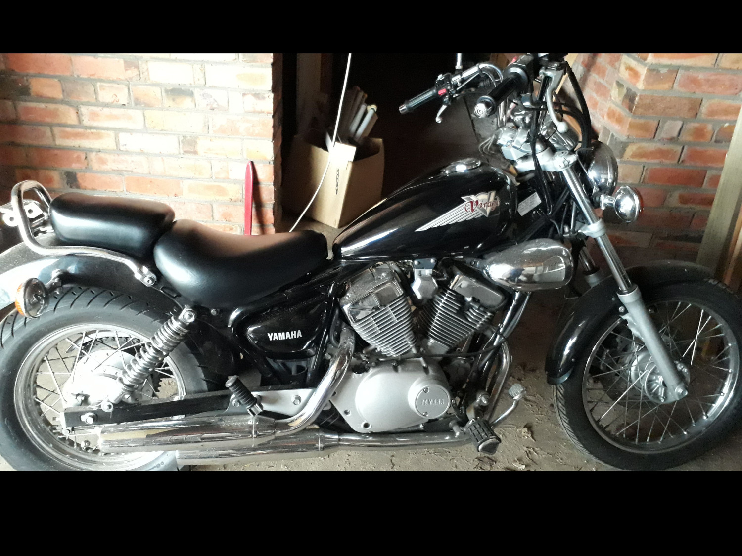 2004 Yamaha 249cc XV250 (VIRAGO VX250S VX250R) - SuzyH - Shannons Club