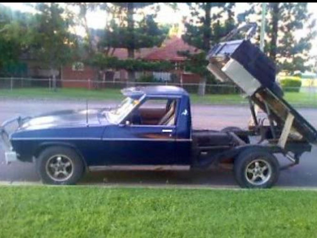 2004 Holden Wb ute - AllanYoung - Shannons Club