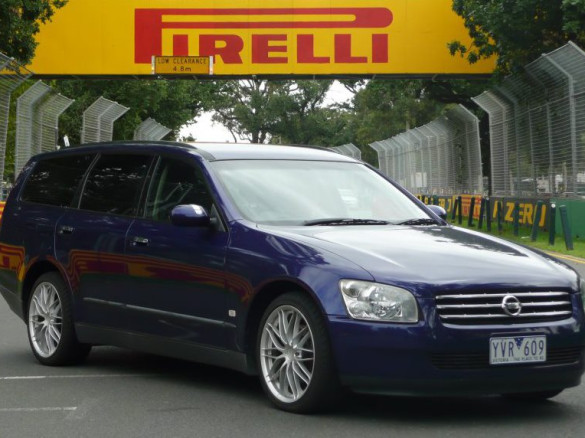 2003 Nissan STAGEA RS4 - Catch22 - Shannons Club