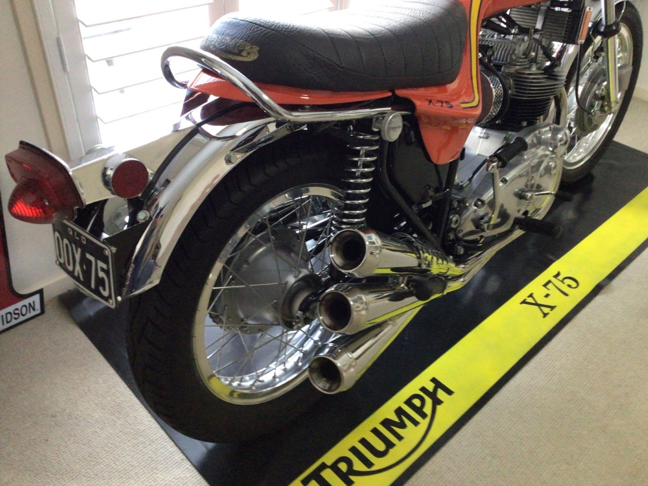 1973 Triumph Hurricane - LesDuncan - Shannons Club