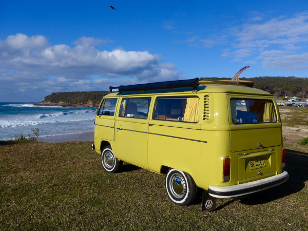 1976 Volkswagen Deluxe Kombi Microbus - cswarko - Shannons Club