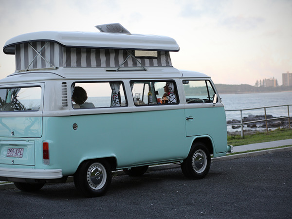 1973 Volkswagen KOMBI - simonstanton1 - Shannons Club