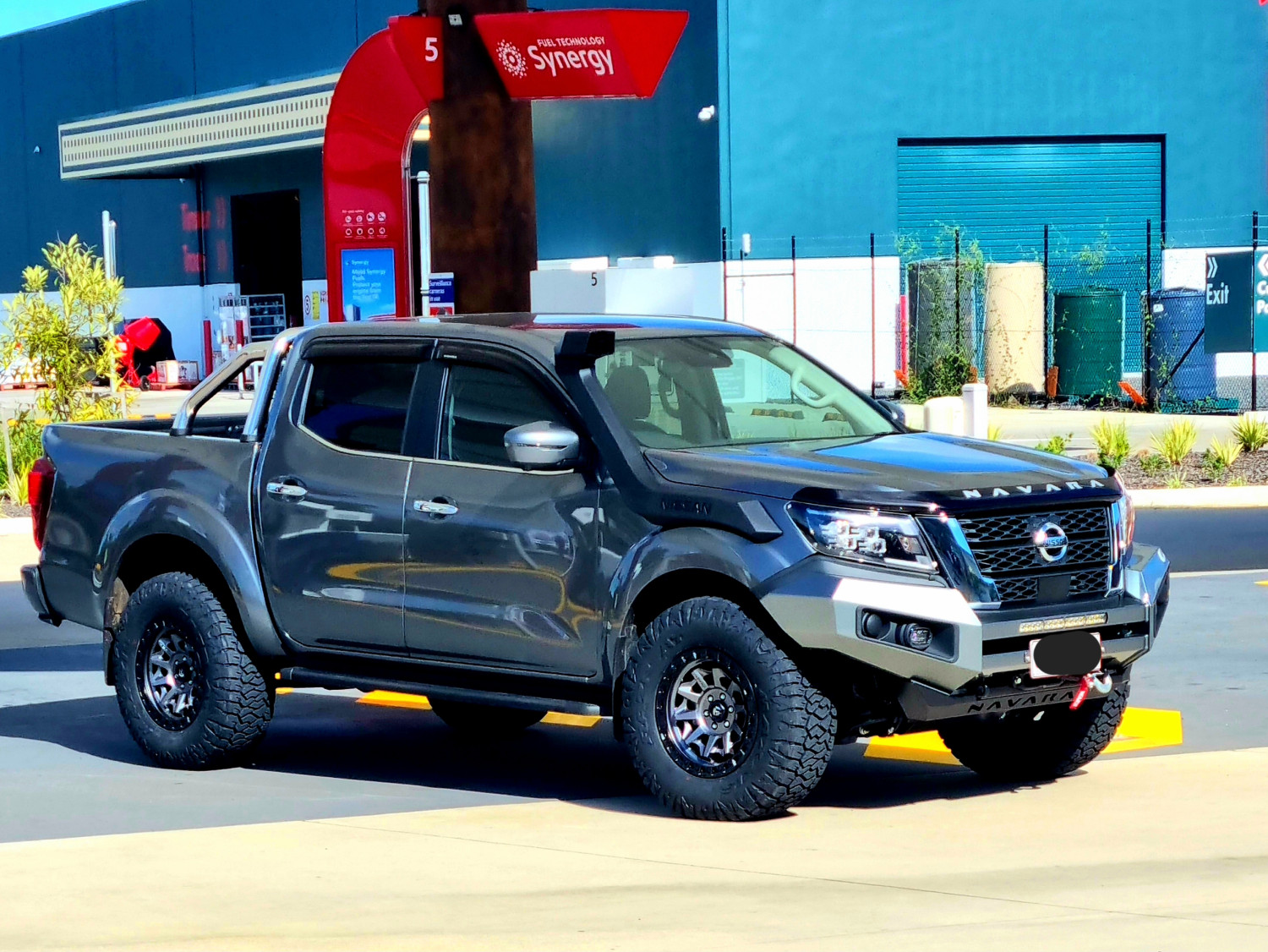 2021 Nissan Navara - Griffos - Shannons Club