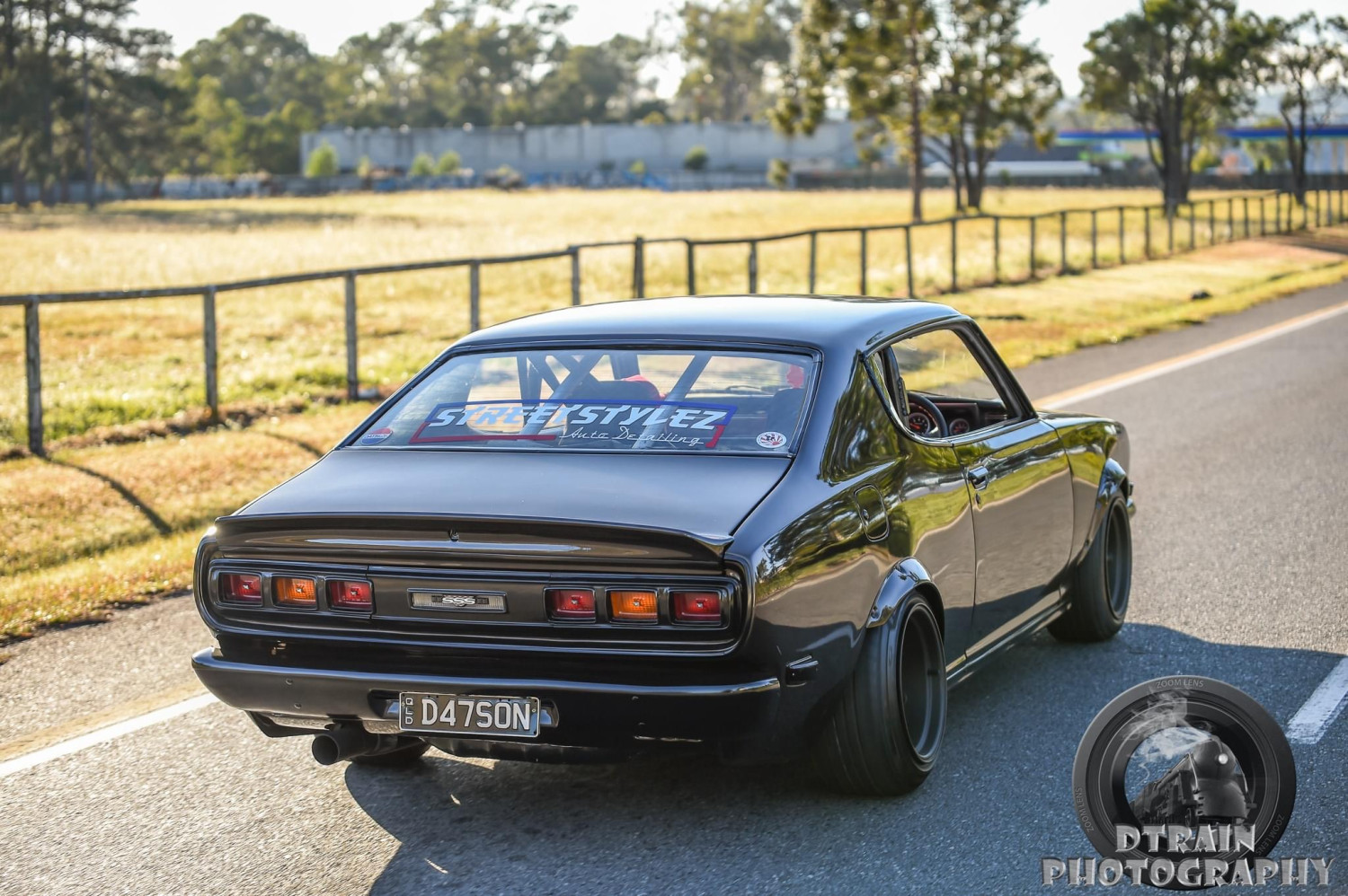1974 Datsun 180B SSS - fully_fenced - Shannons Club