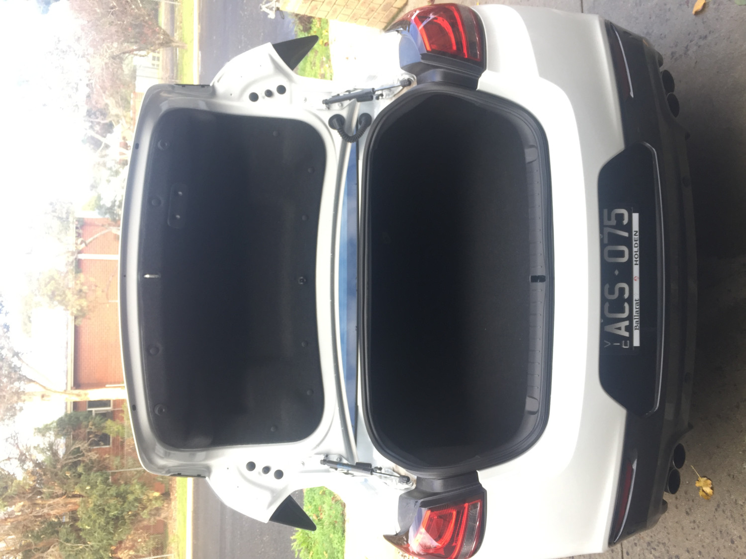 2014 Holden SSV Redline - silverfox6425 - Shannons Club