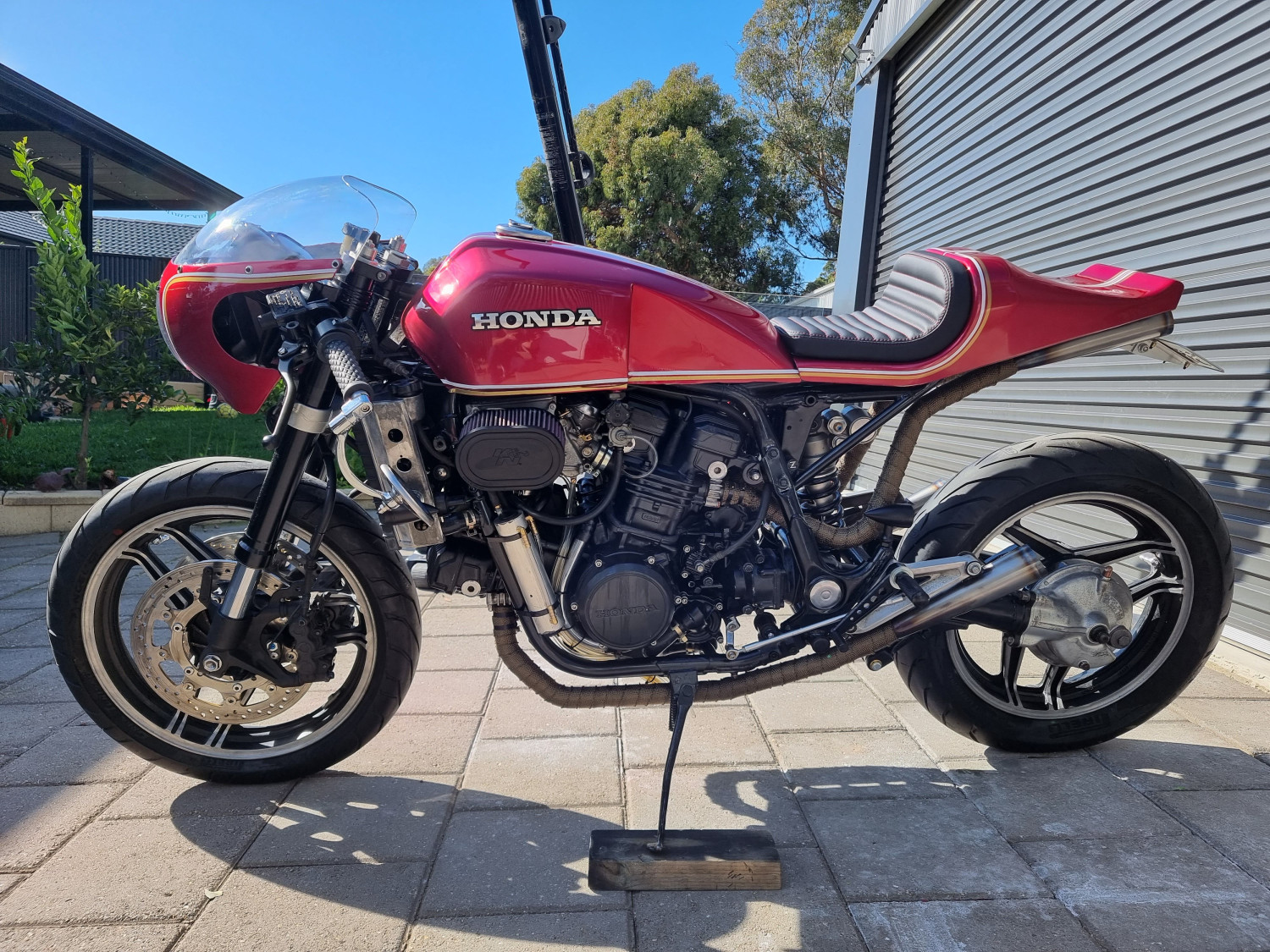 1982 Honda 748cc VF750S - scootman - Shannons Club
