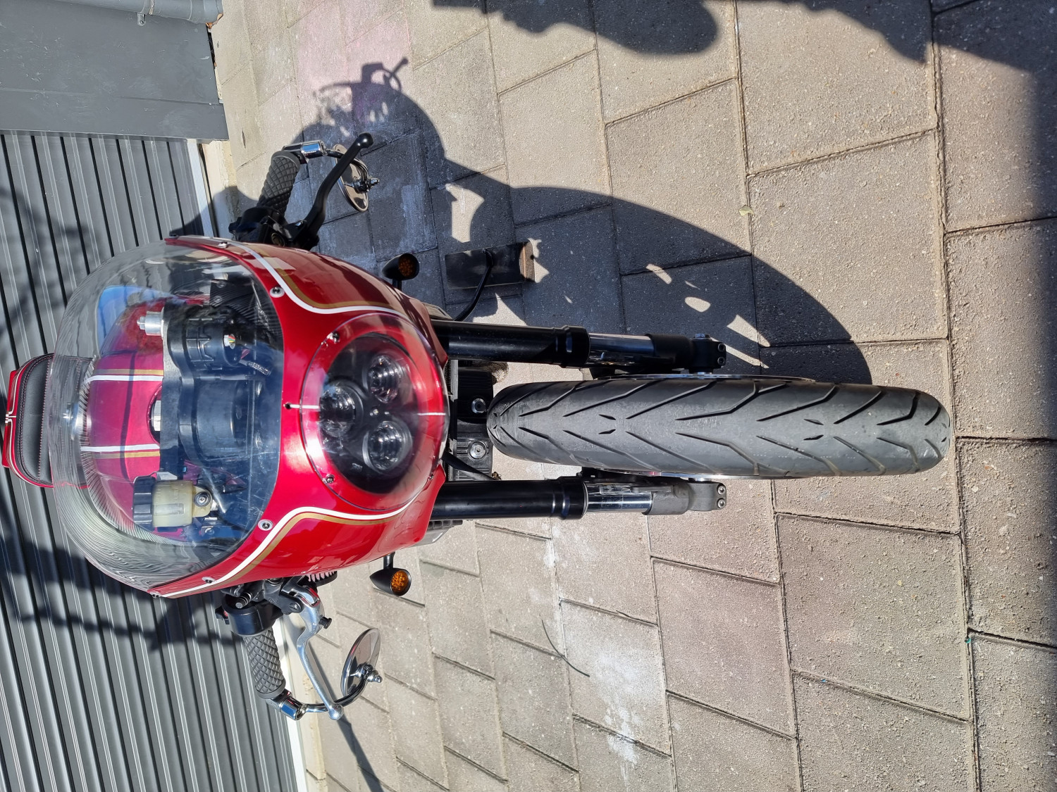1982 Honda 748cc VF750S - scootman - Shannons Club