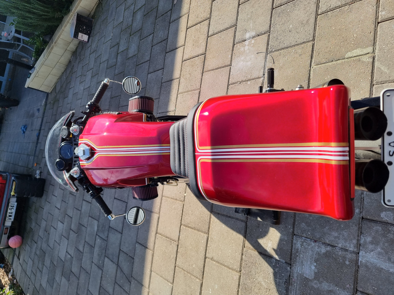 1982 Honda 748cc VF750S - scootman - Shannons Club