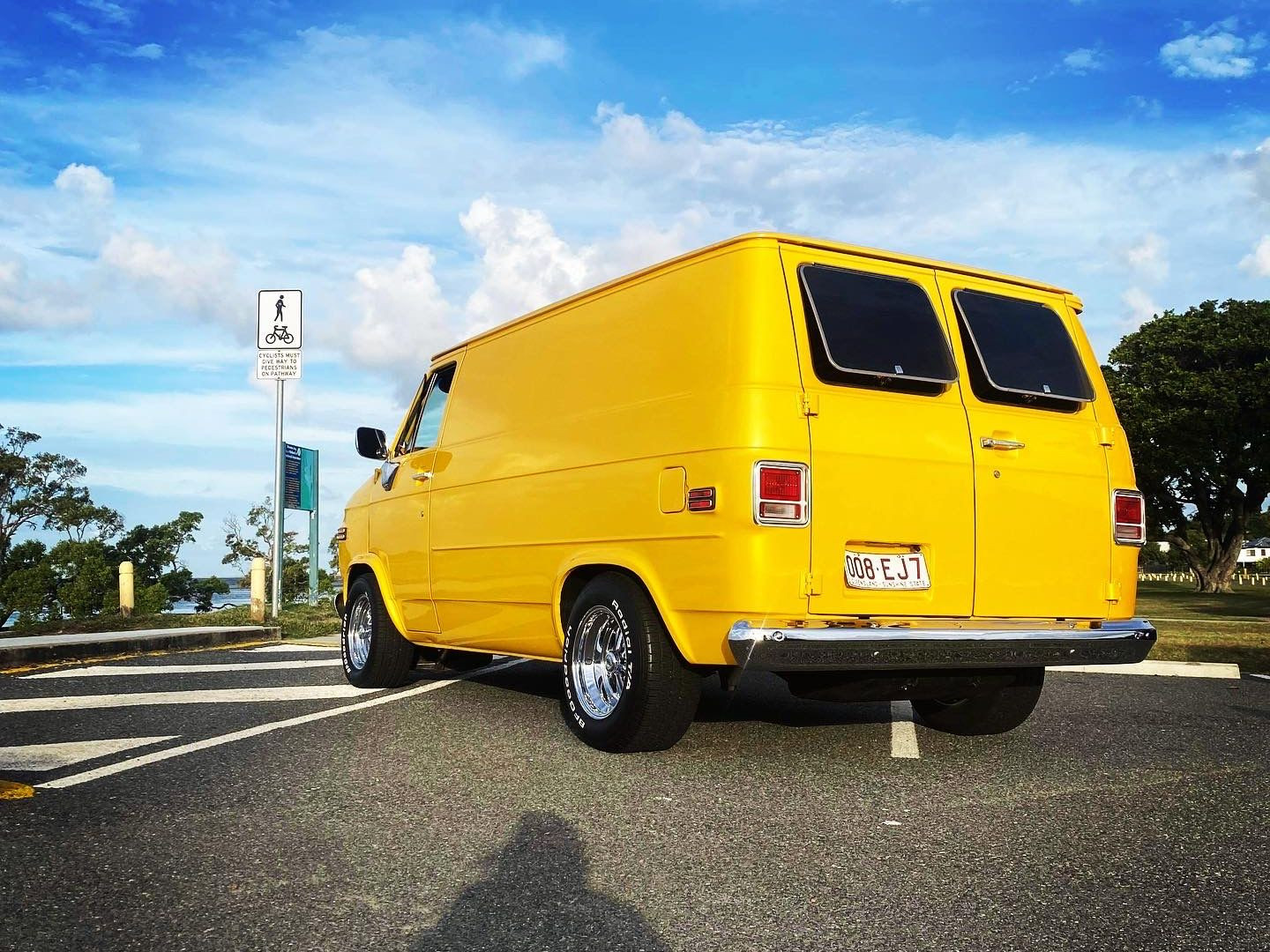 1977 Chevrolet G10 - Jprittz - Shannons Club