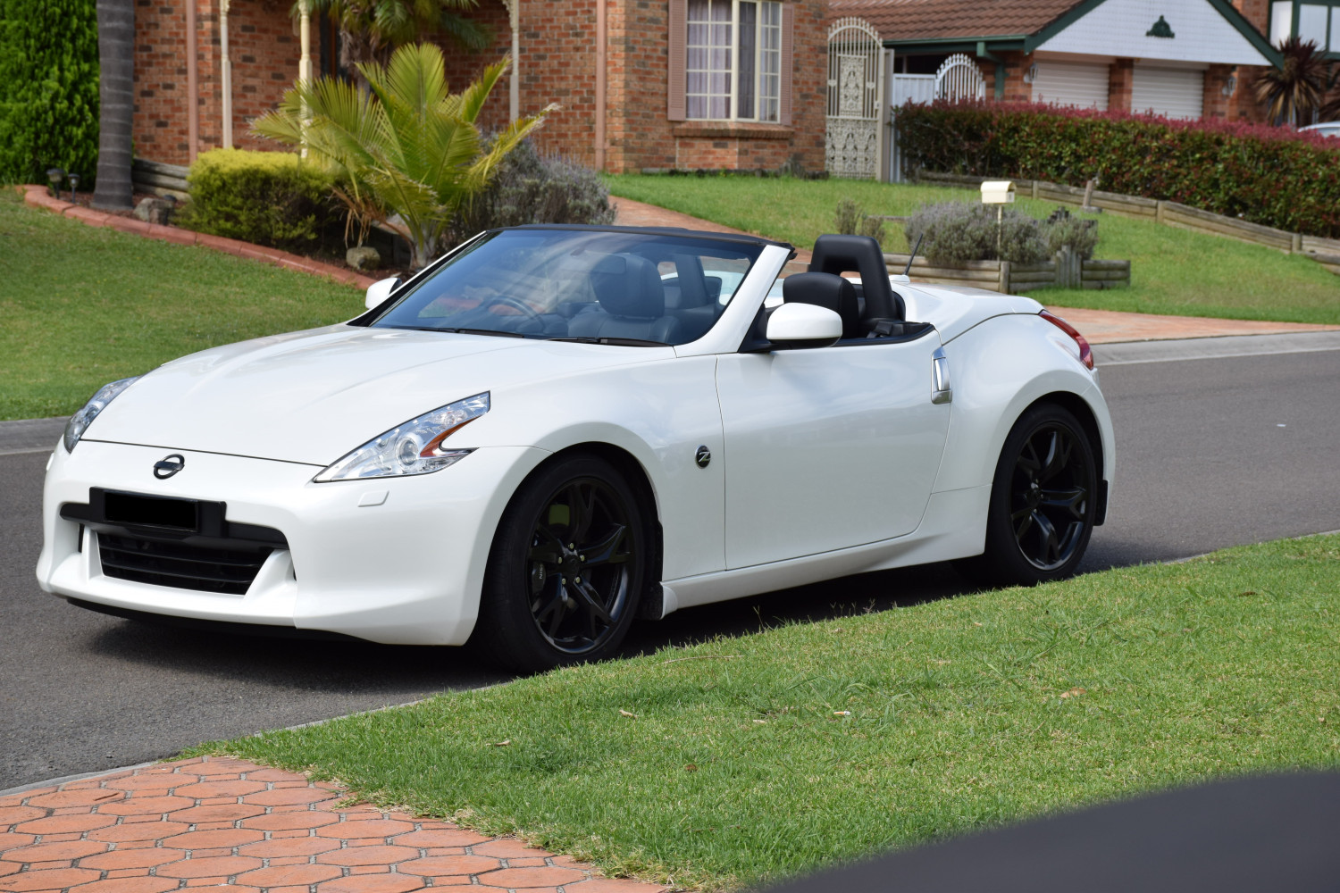 2010 Nissan 370Z - Topspinner - Shannons Club