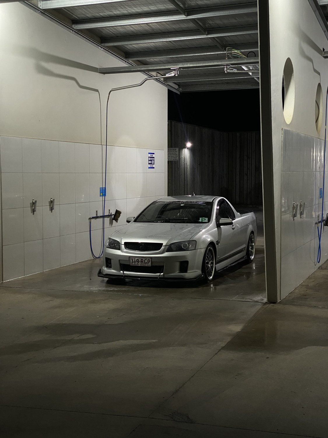 2010 Holden COMMODORE - michaelwilliams3 - Shannons Club