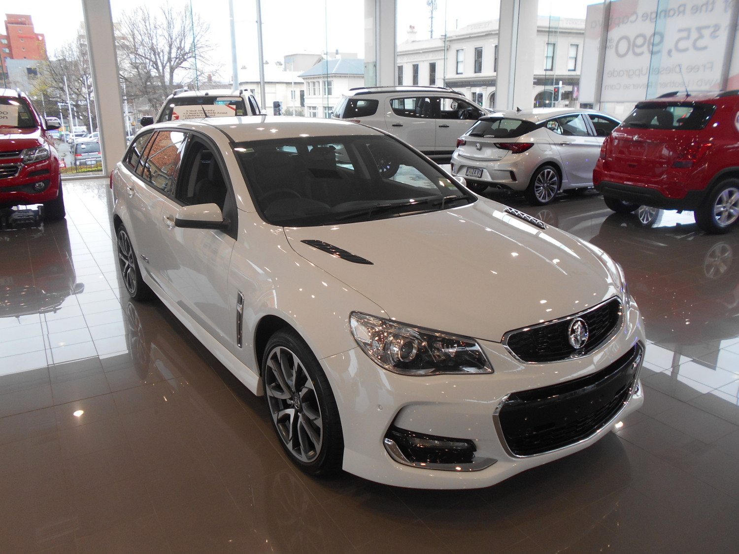 2017 Holden Commodore - david_dnl - Shannons Club