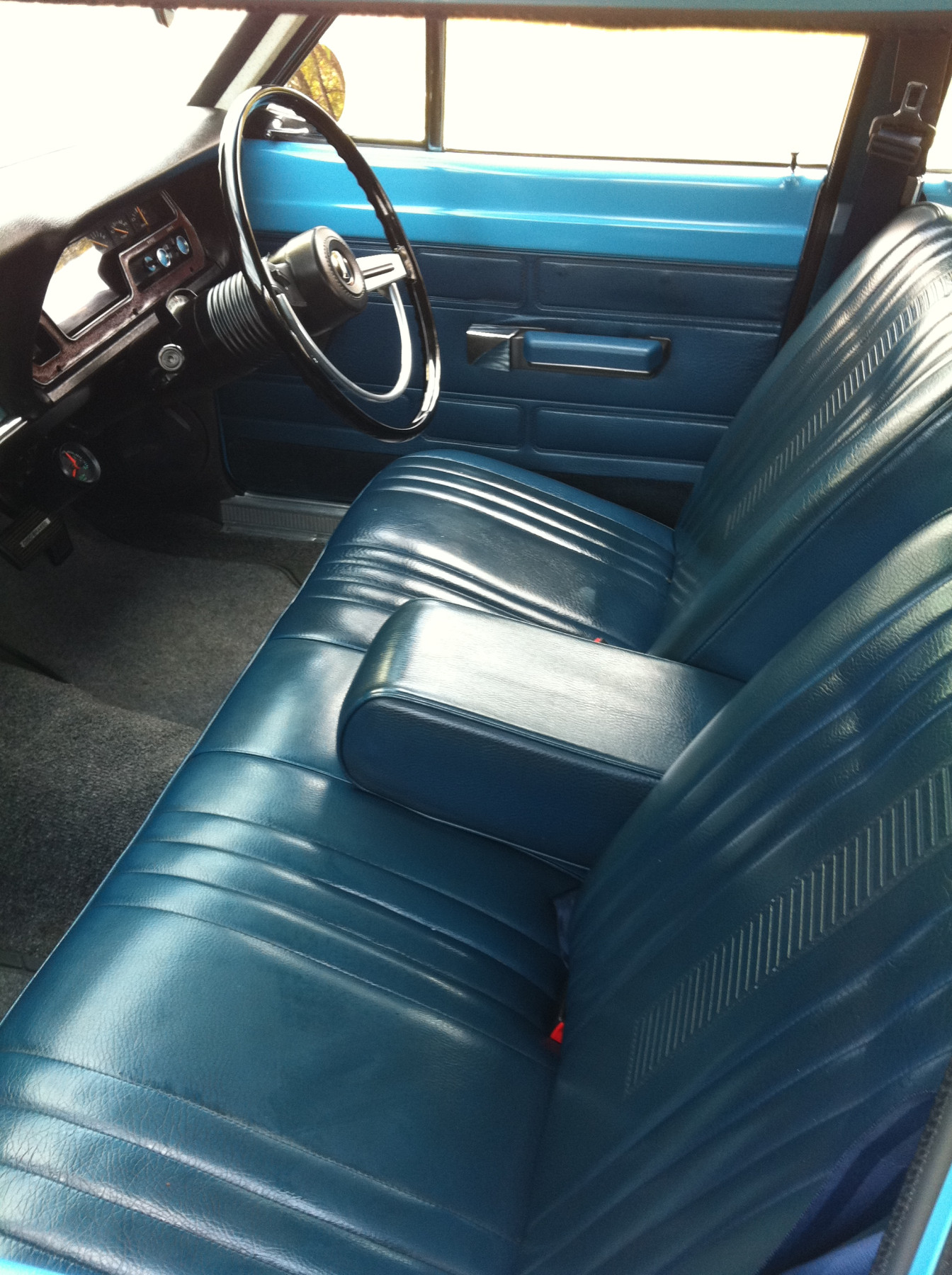 1970 Chrysler VALIANT VG REGAL - OLDMcSHORTY - Shannons Club