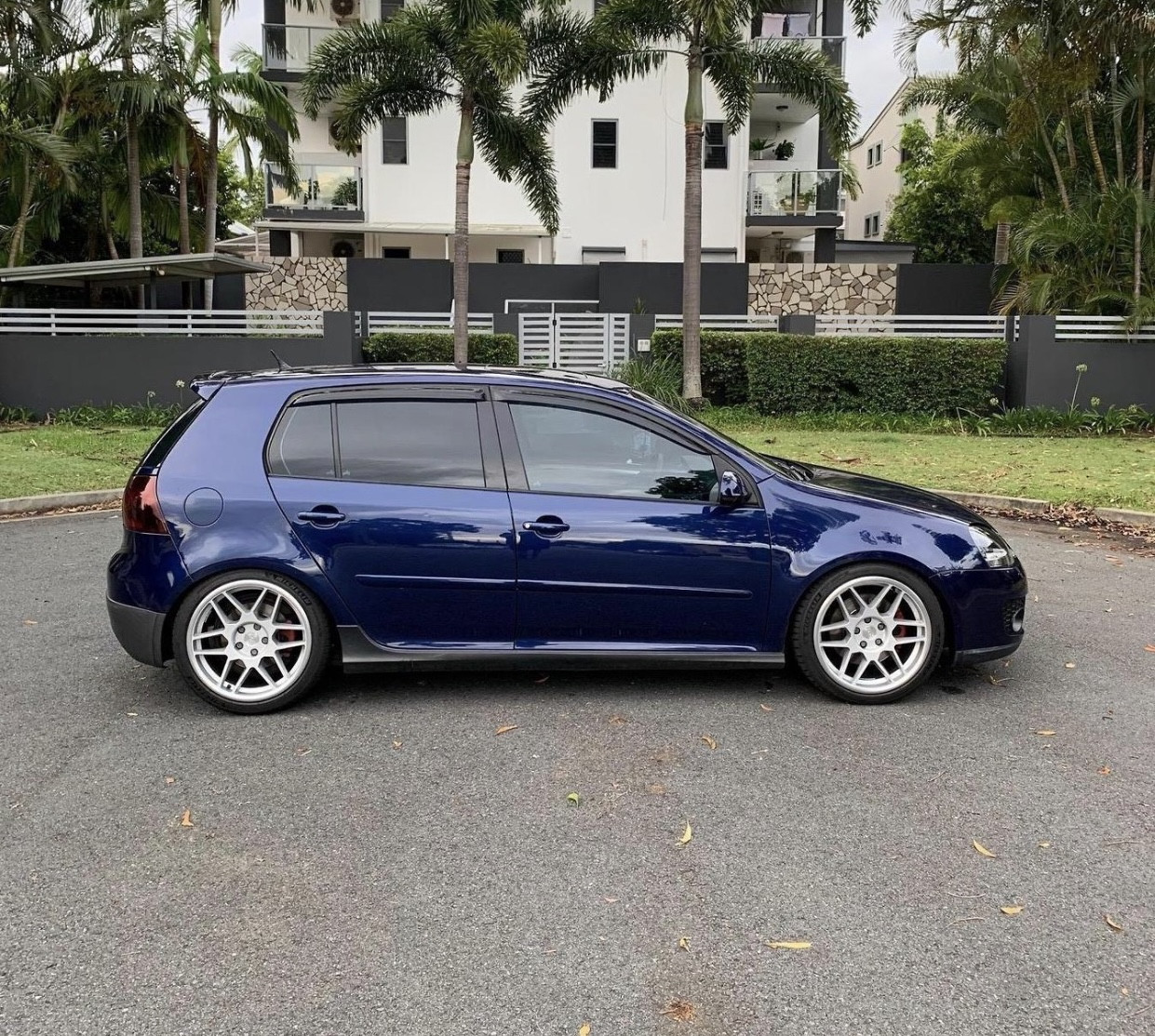 2006 Volkswagen GOLF GTi - cueballonfire - Shannons Club