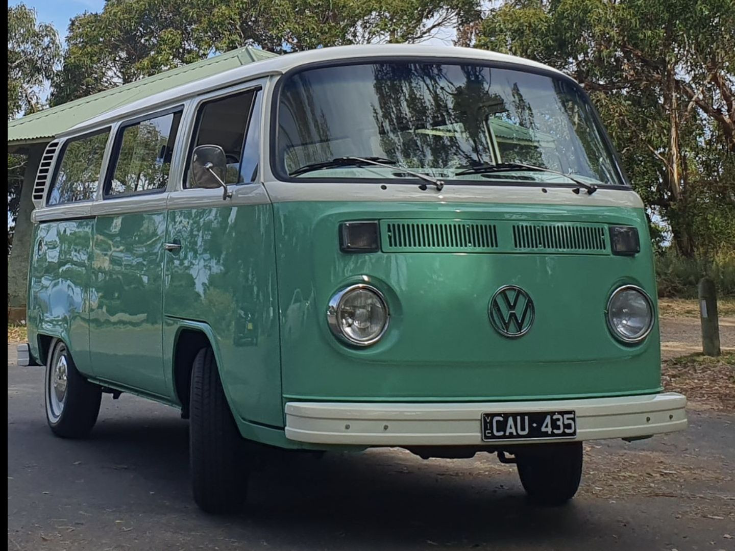 1974 Volkswagen KOMBI - Kombi74 - Shannons Club