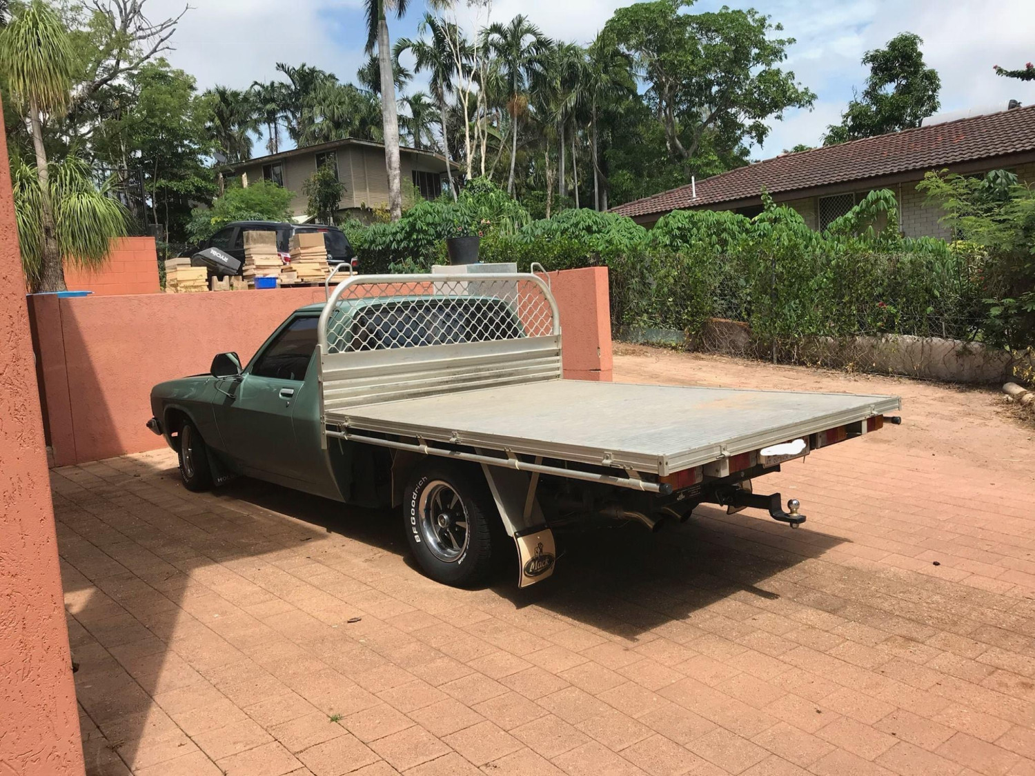 1979 Holden HZ - debhutcheson88 - Shannons Club