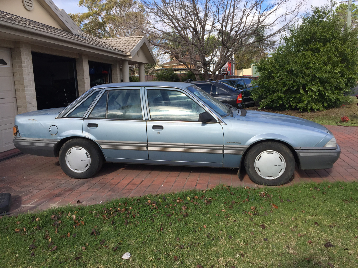 1987 Holden Commodore - rosscomunro - Shannons Club