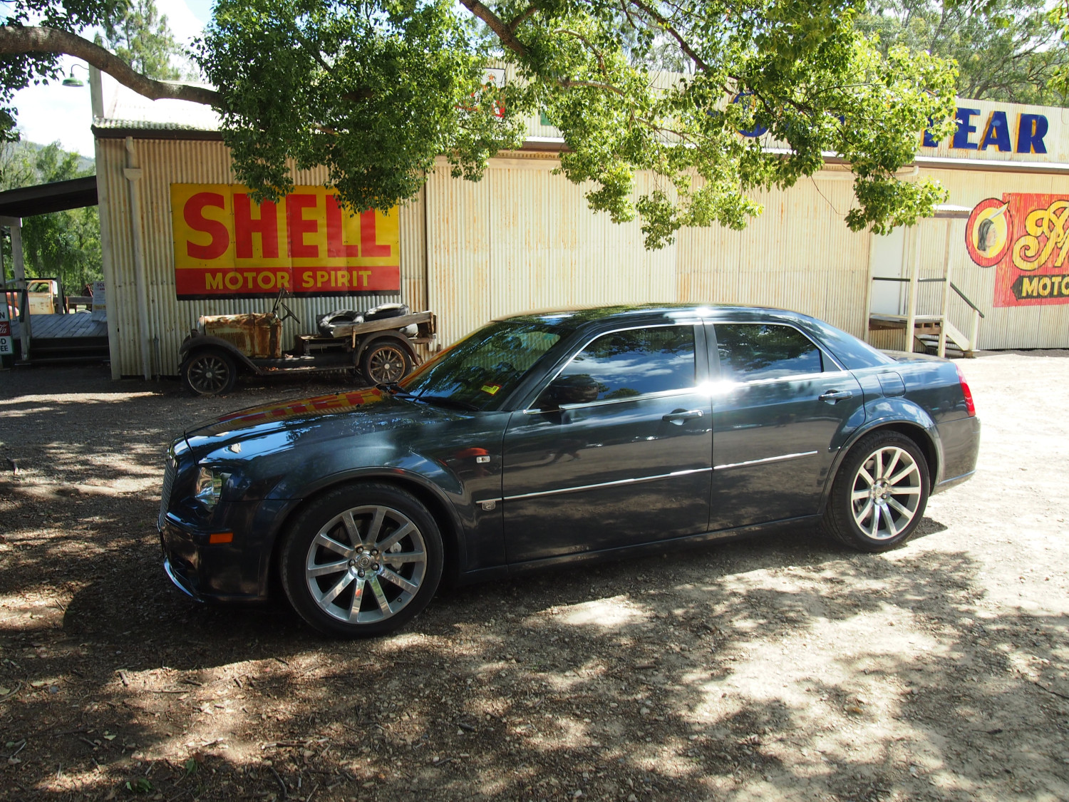 2009 Chrysler 300C SRT8 - Ballzack - Shannons Club