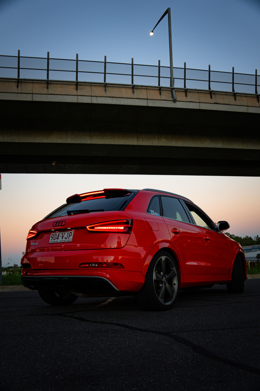 Photo by Rhr222 - Shannons Club