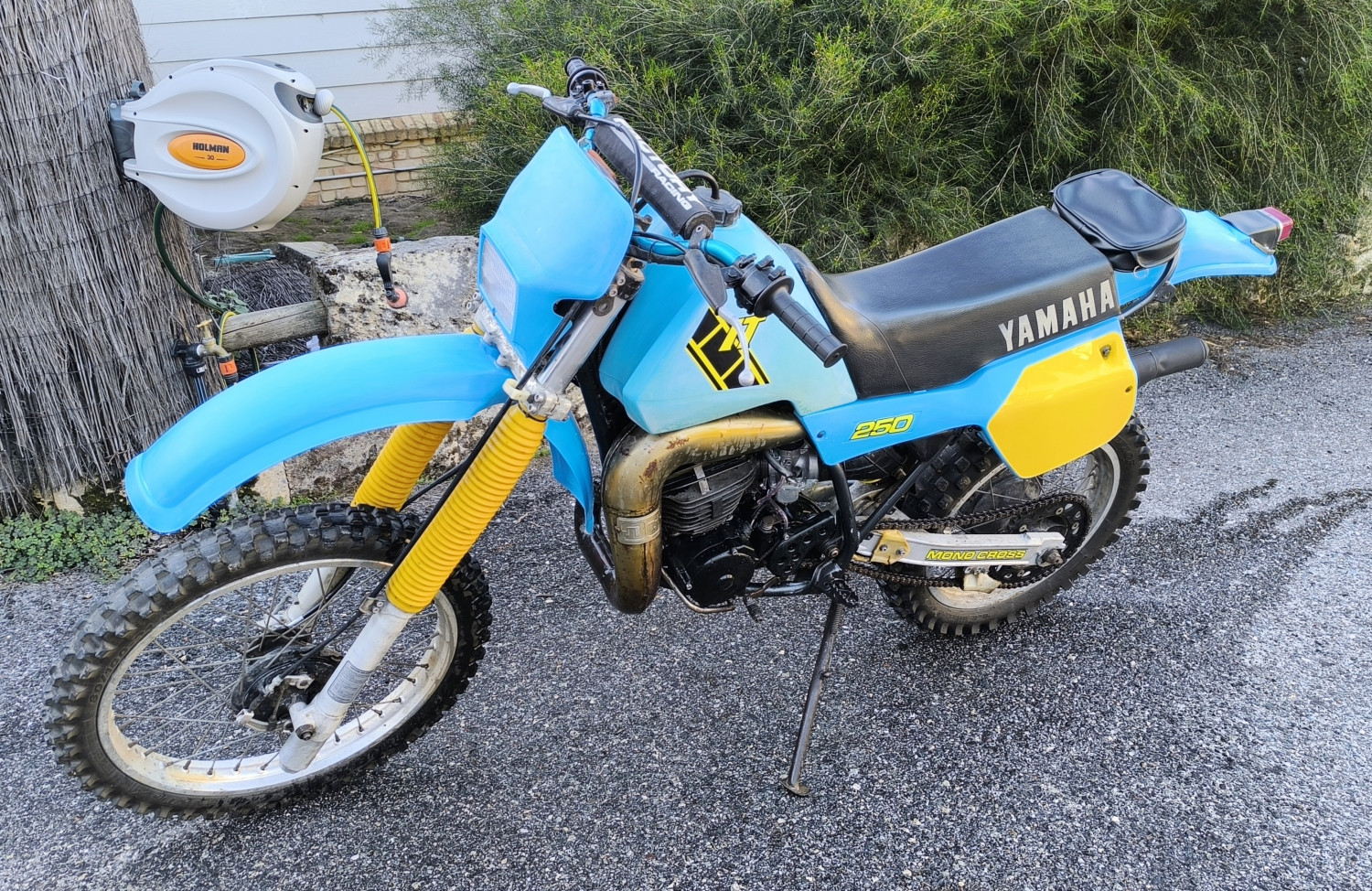 1983 Yamaha IT250 - MichaelKing - Shannons Club