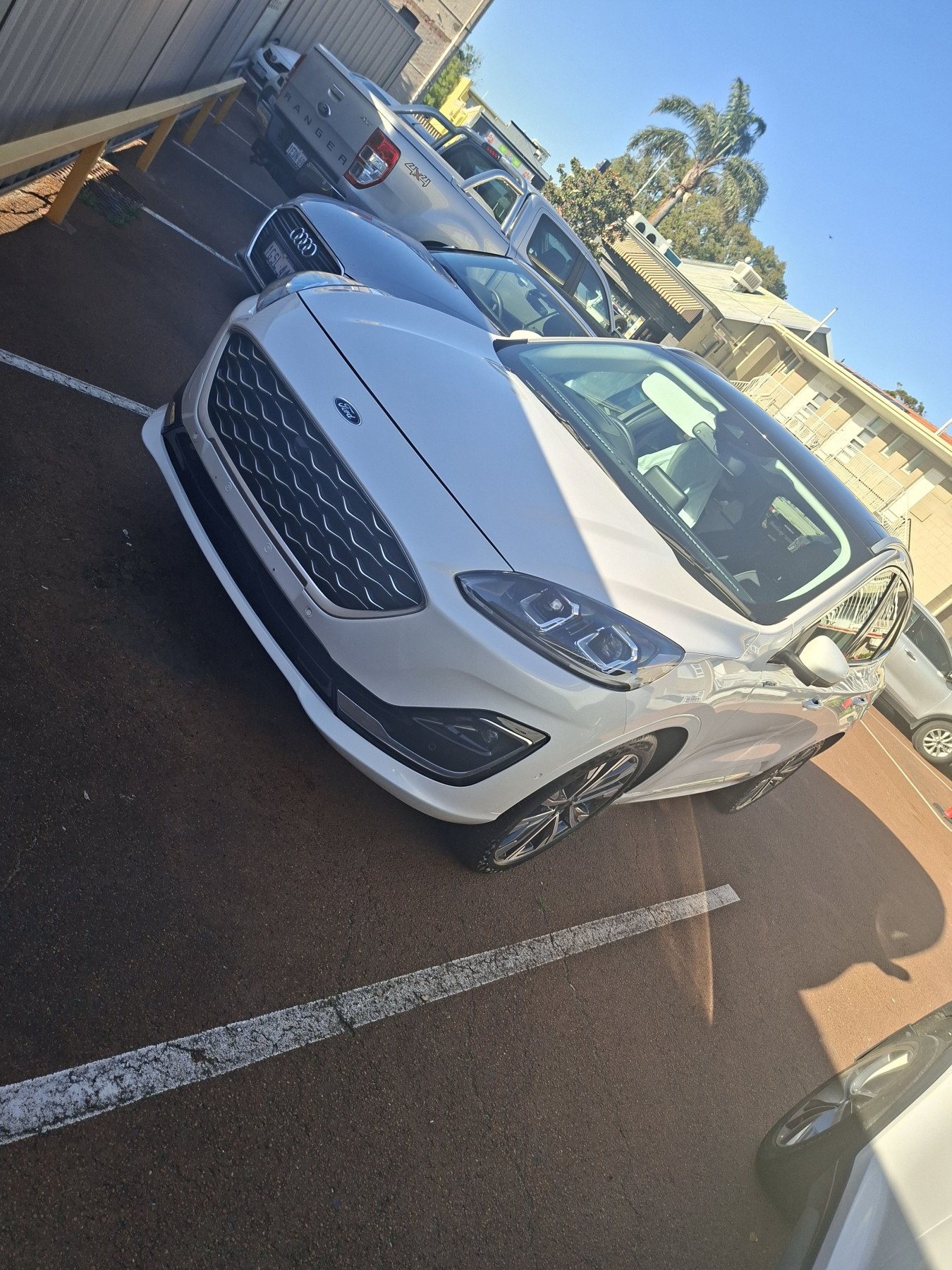 2021 Ford Escape Vignale - Lincoln1 - Shannons Club