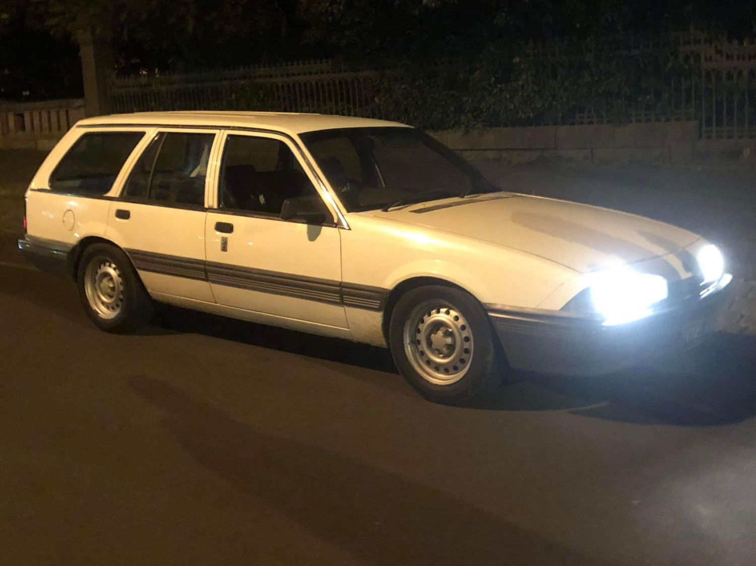 1987 Holden COMMODORE - DylanGiovanetti - Shannons Club
