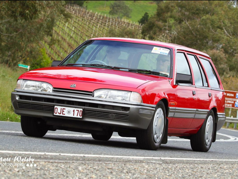1987 Holden VL Commodore Executive Turbo | 2021 Shannons Club Online ...