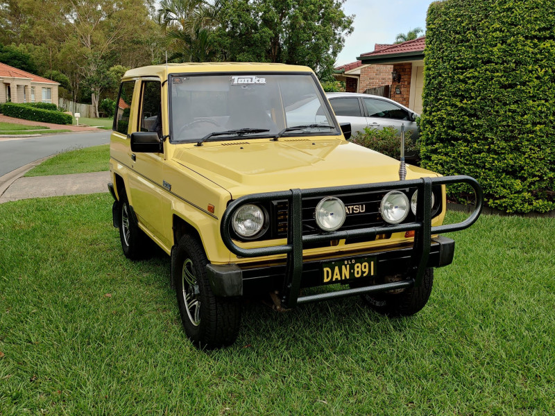 4x4 Daihatsu Rocky