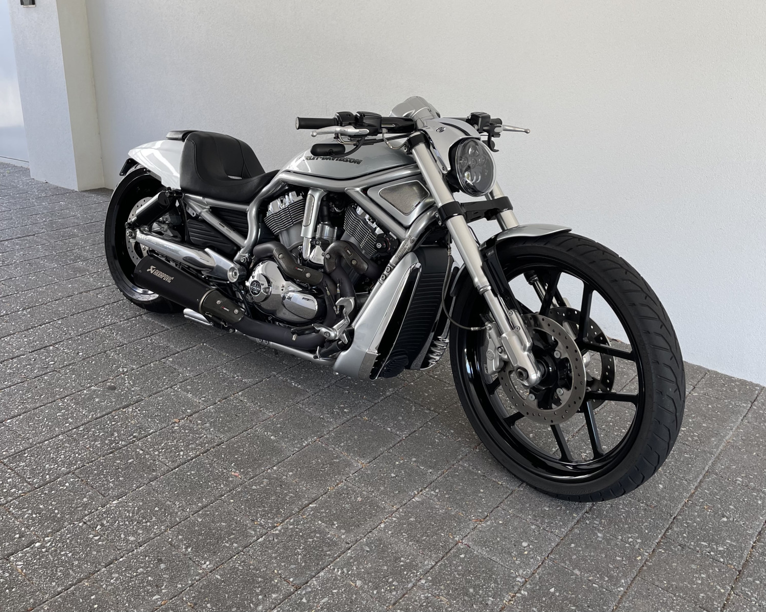 2012 Harley-Davidson 1246cc VRSCAW V-ROD - vwithnell93 - Shannons Club