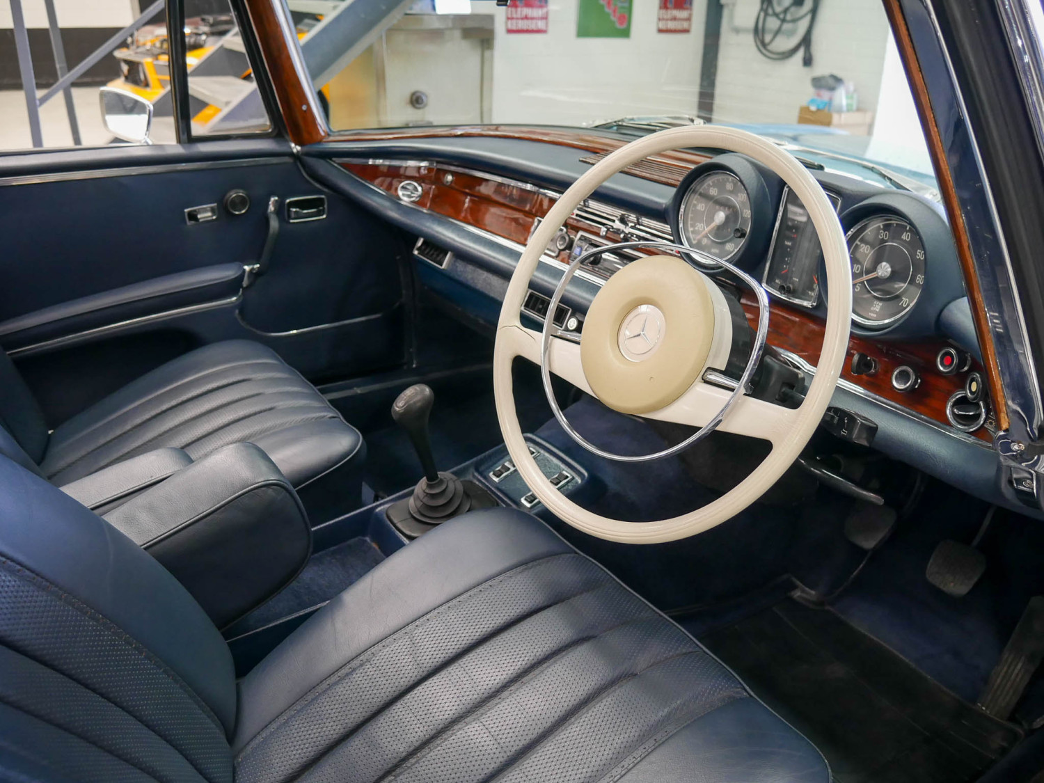 1970 Mercedes Benz 280 SE MarkNLawrence Shannons Club 1970 Mercedes Benz 280 SE MarkNLawrence Shannons Club