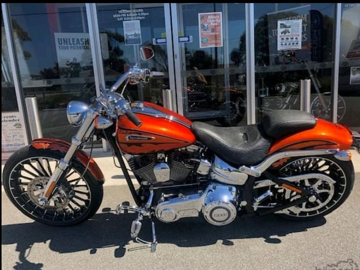 2014 Harley-Davidson FXSBSE CVO Breakout - Newtoy - Shannons Club