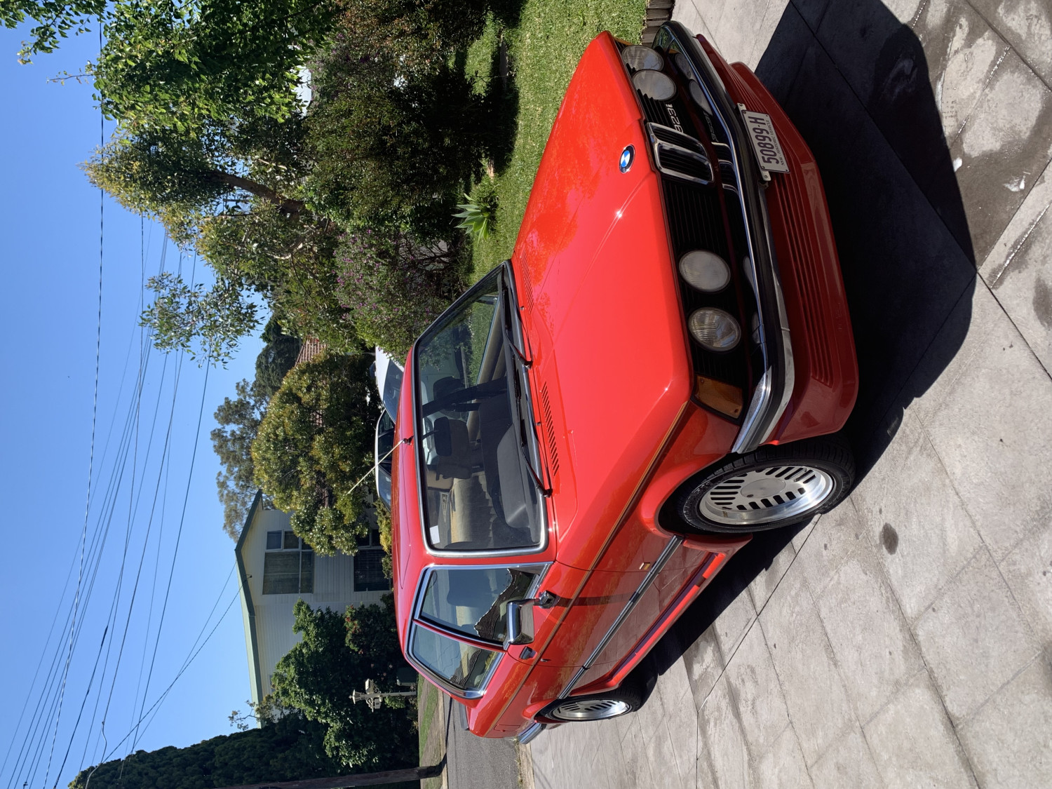 Photo by robertitompson - Shannons Club