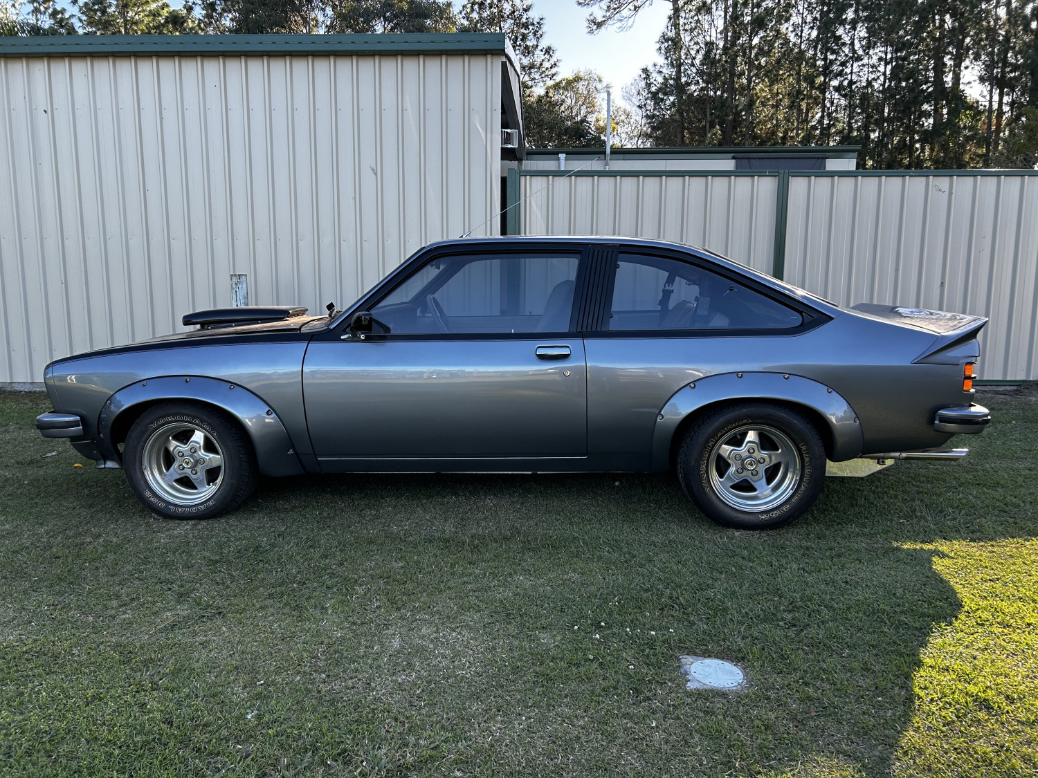 1976 Holden TORANA - ronbischof66 - Shannons Club