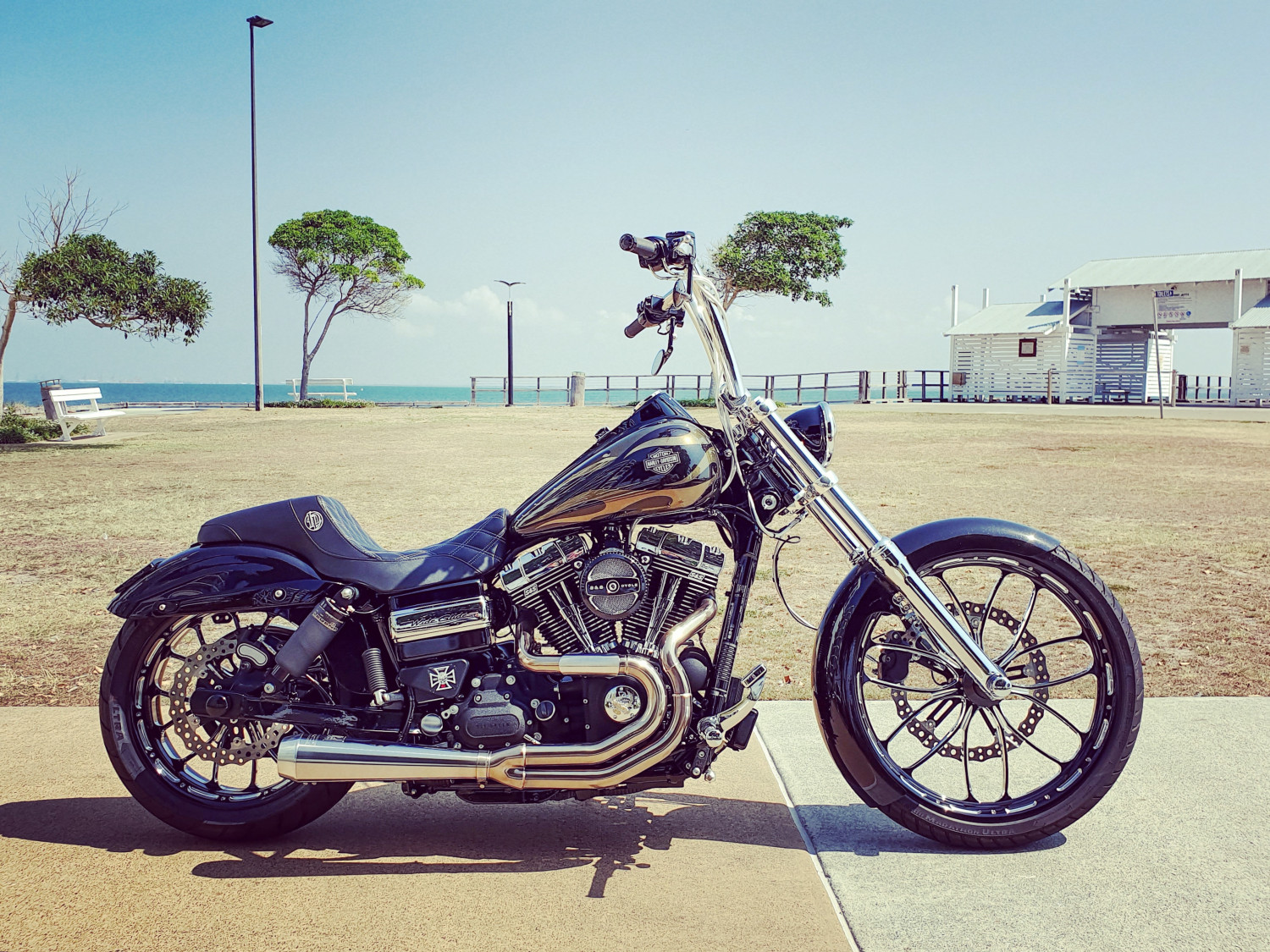 2017 Harley-Davidson FXDWG - shane_canellis - Shannons Club
