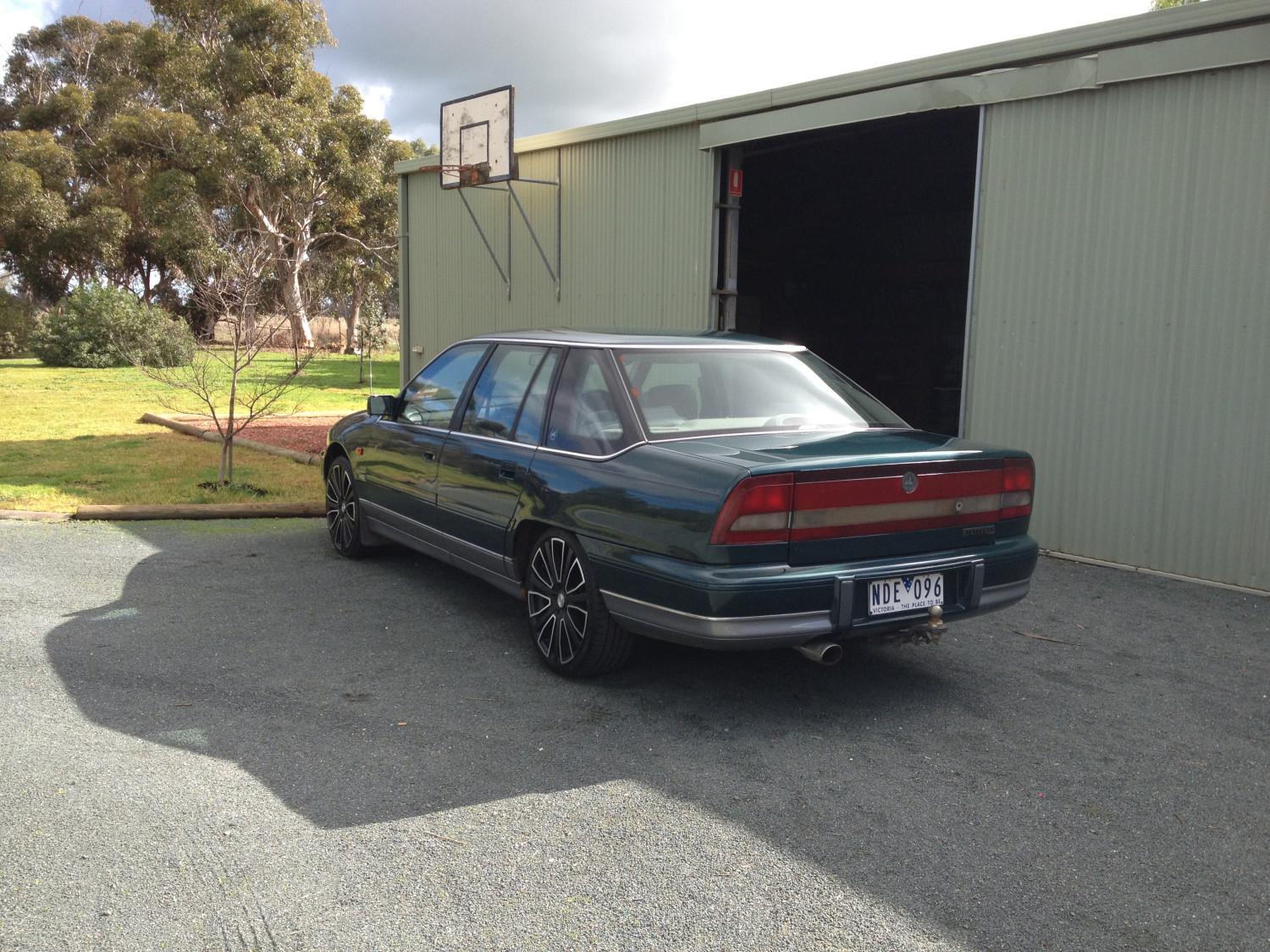 1994 Holden STATESMAN V6 - Doitch - Shannons Club