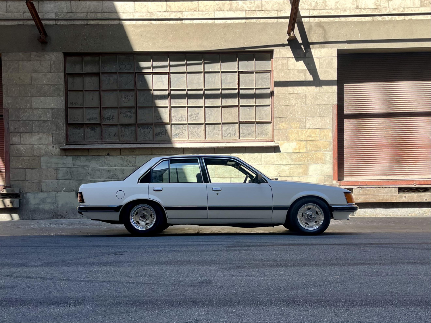 1983 Holden VH COMMODORE SL/E - RoccoLoops - Shannons Club