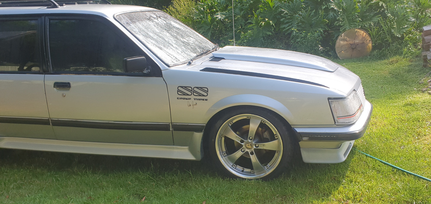 1983 Holden Commodore - ChrisCharlesworth - Shannons Club