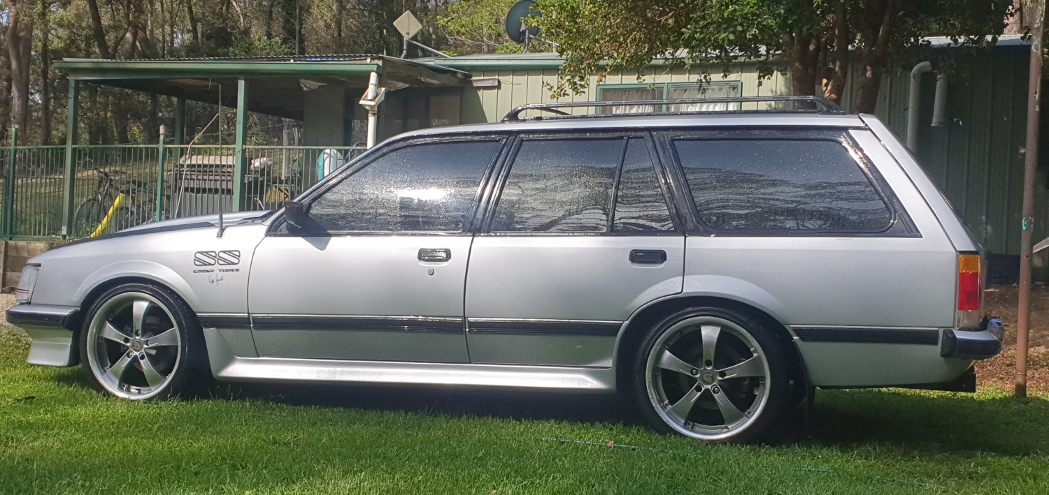 1983 Holden Commodore - ChrisCharlesworth - Shannons Club
